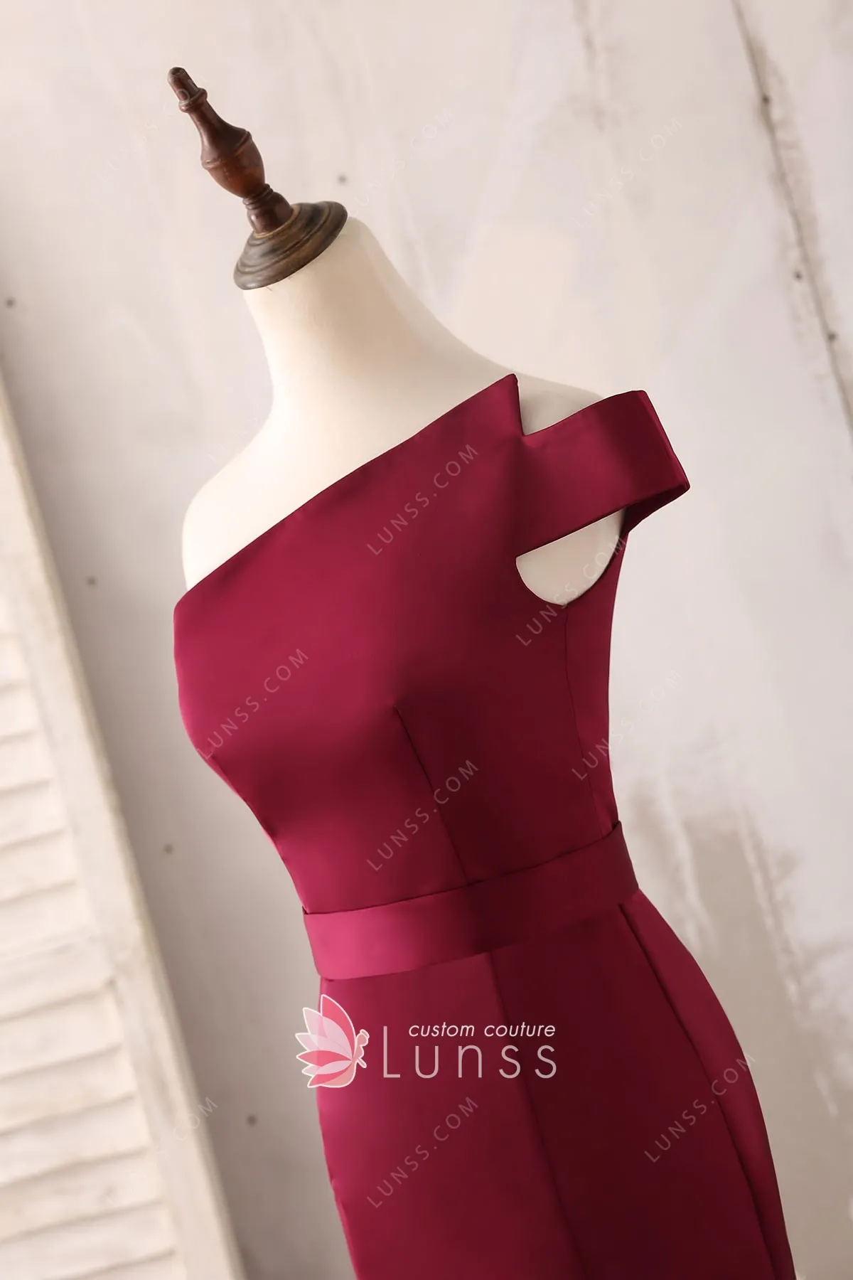 Elegant Burgundy Satin One Shoulder Mermaid Prom Dress - Lunss