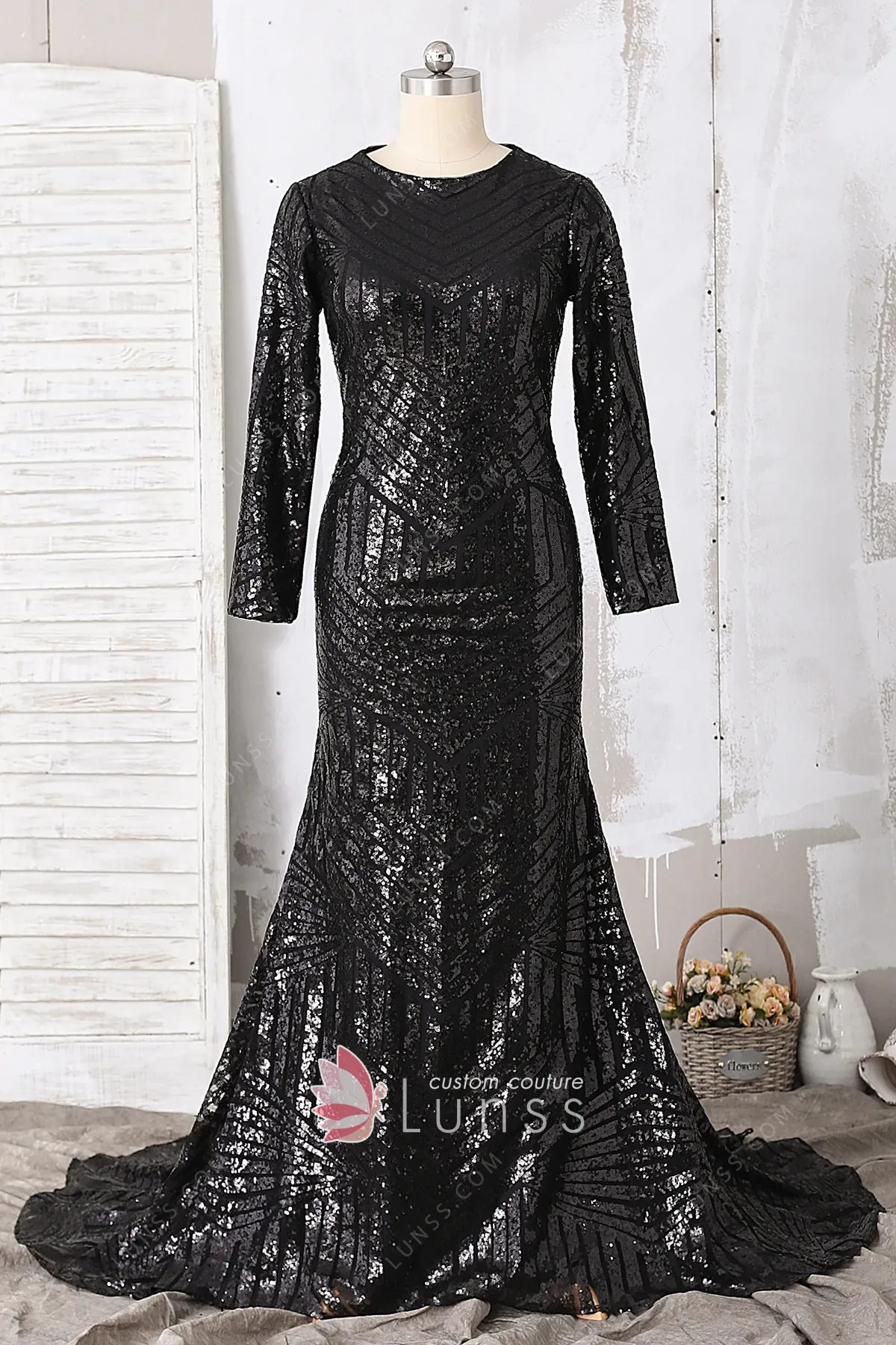 Black Long Sleeve Stripe Pattern Sequin Mermaid Prom Gown - Lunss