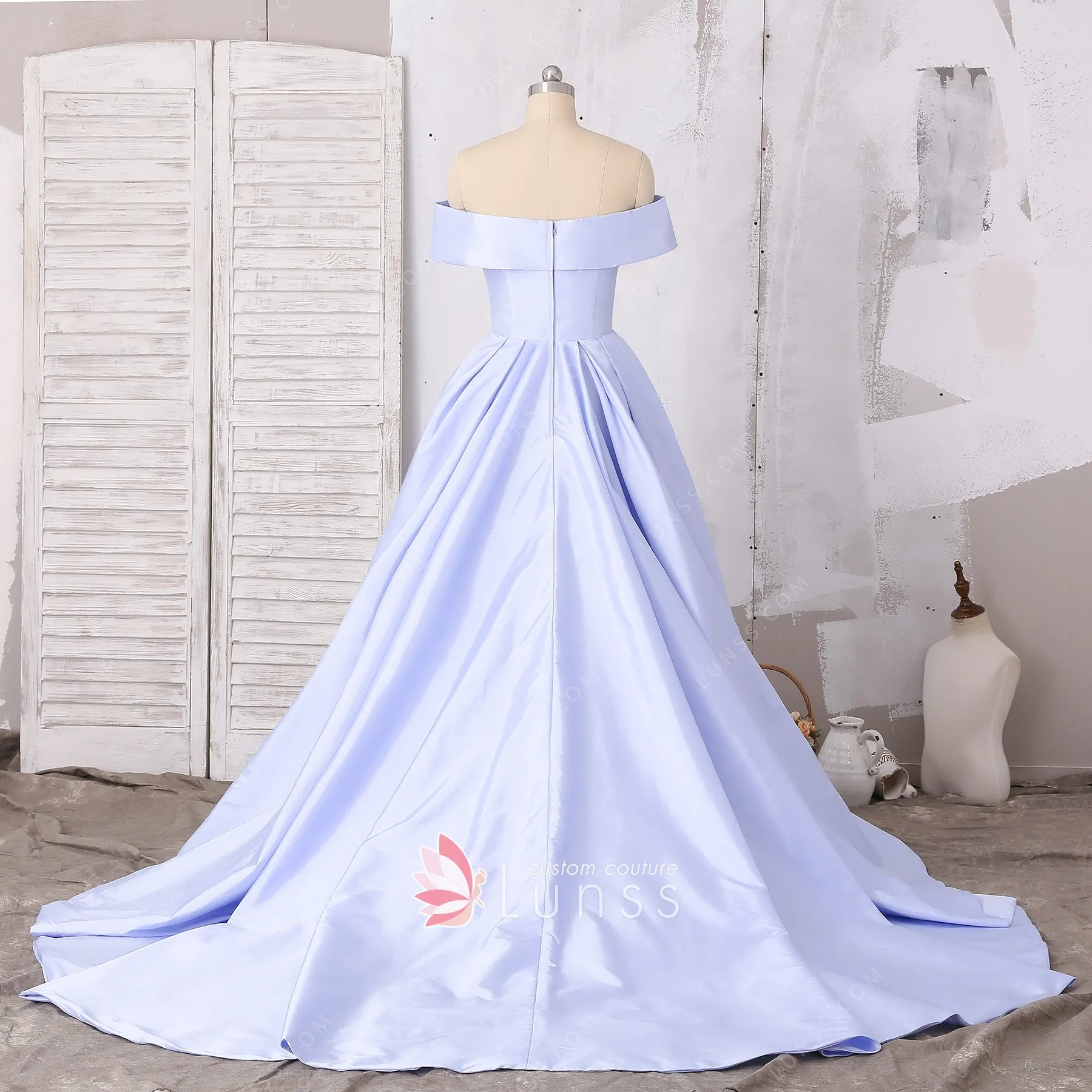 Popular Lavender Satin Off-the-shoulder Slit Prom Dress - Lunss