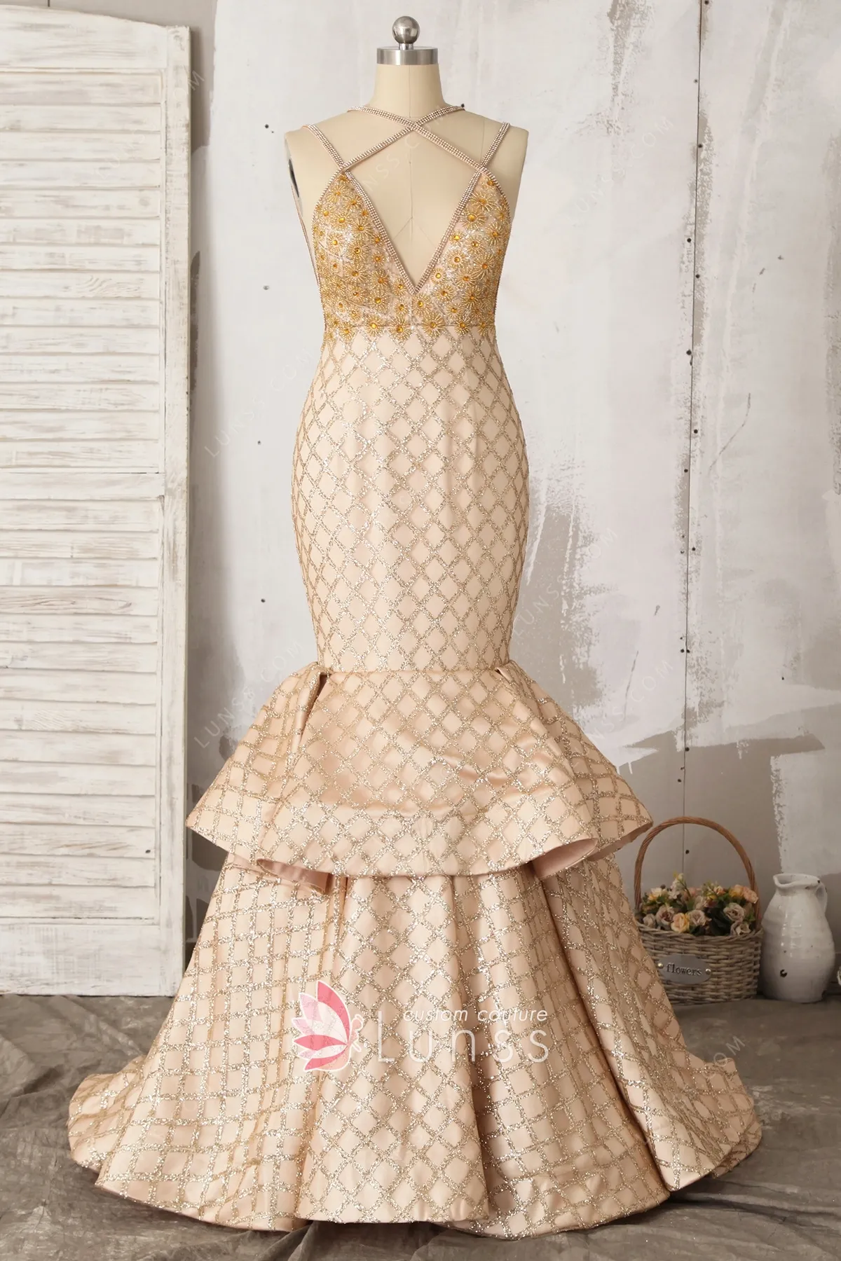 Luxury Beaded Gold Glitter V-neckline Trumpet Prom Dress - Lunss