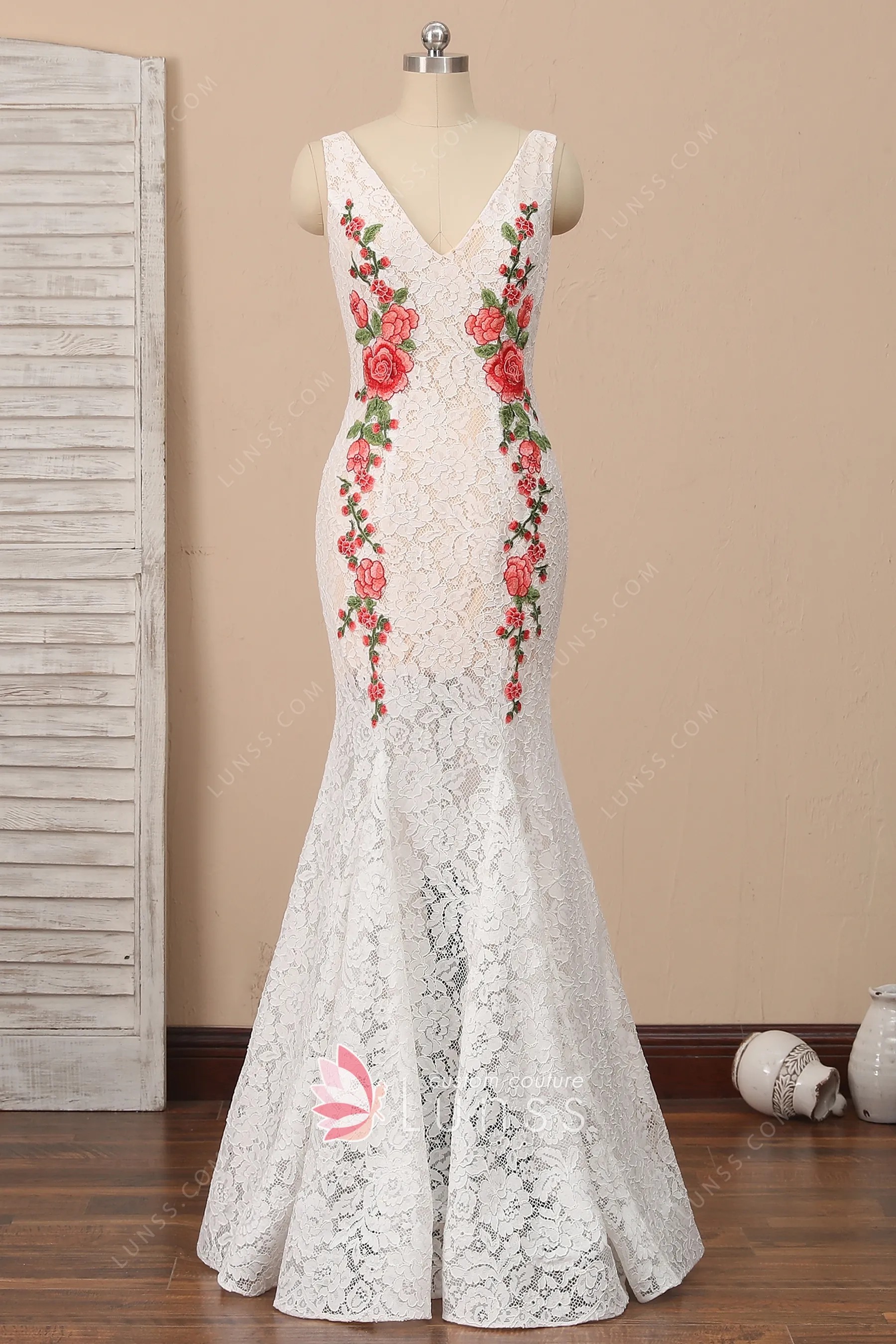 Red Flowers Appliqued Ivory Lace Trumpet Evening Dress - Lunss