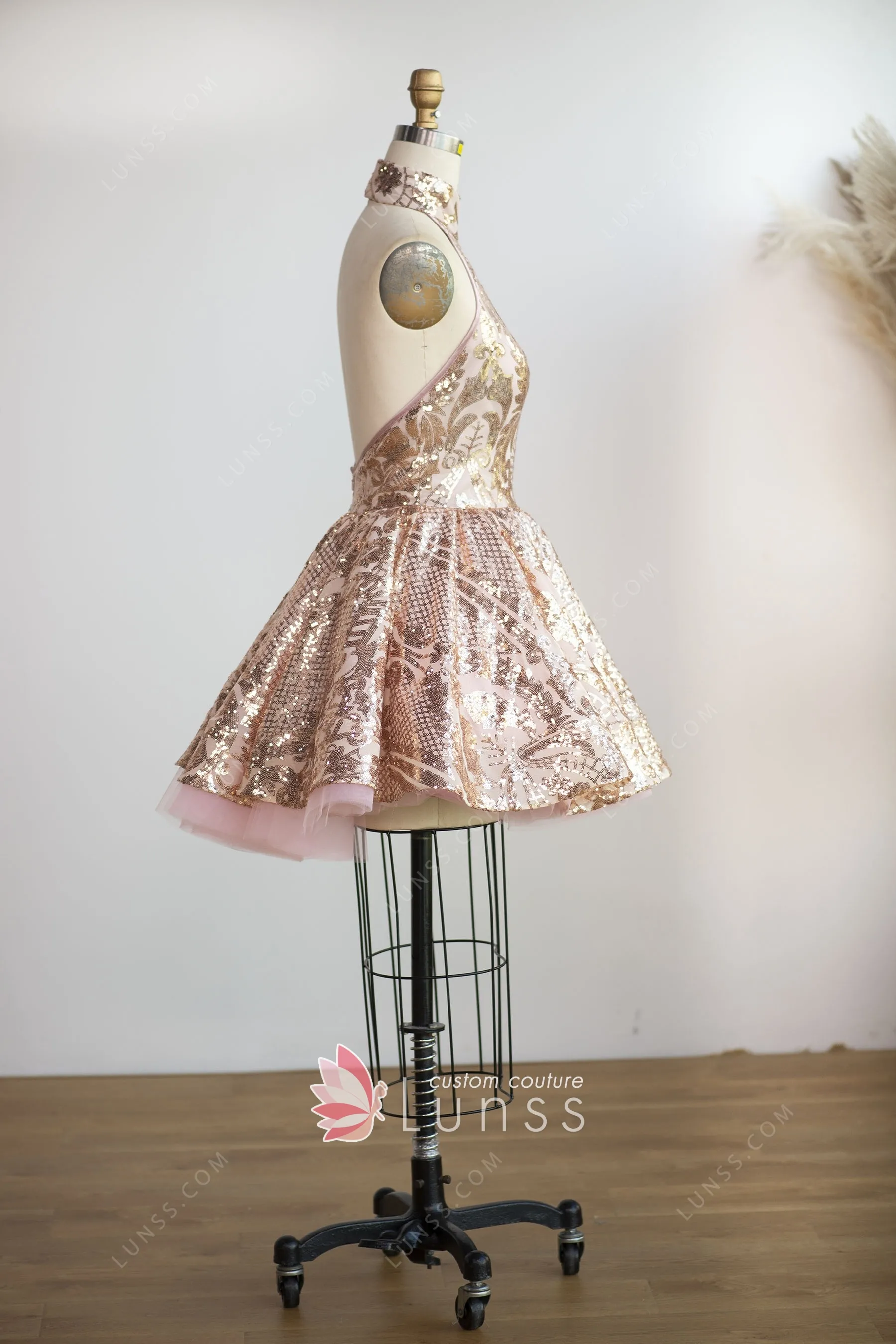 Champagne Gold Sequin Backless Halter Short Prom Dress - Lunss