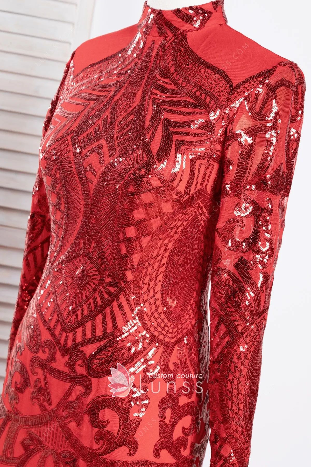 Sparkly Unique Red Sequin Long Feather Train Prom Dress - Lunss