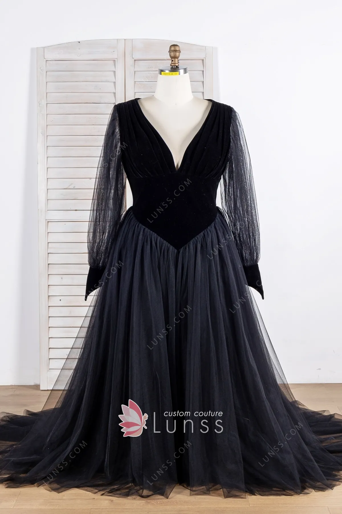 Black Velvet & Tulle Basque Waist Plus Size Prom Dress - Lunss